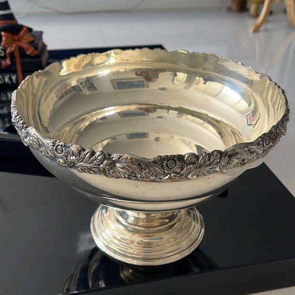 not sure | Dining | Vintage 2 Th Century Silver Plated Footed Punch ...